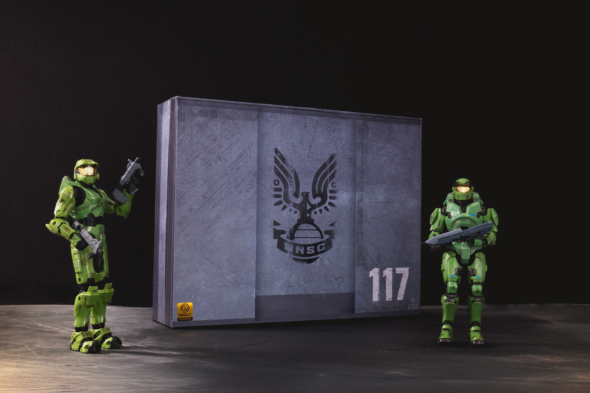 Halo Master Chief Vault Collection (Halo: Combat Evolved and Halo 2 ...