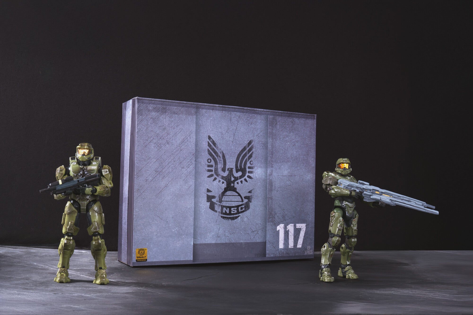 Halo Master Chief Vault Collection (Halo 5: Guardians and Halo Infinite ...